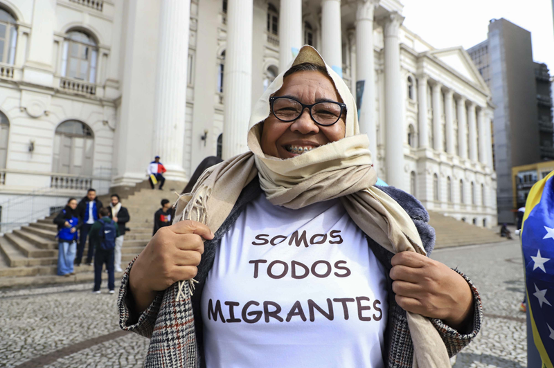 Curitiba sedia 1º Simpósio Internacional de Migração do Paraná