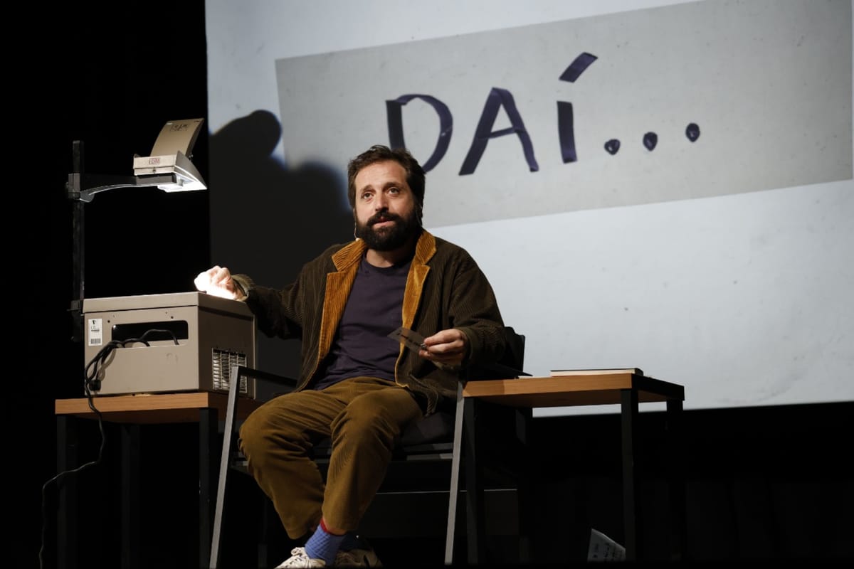 Gregorio Duvivier vai dar um pulinho na Biblioteca Pública para ver você